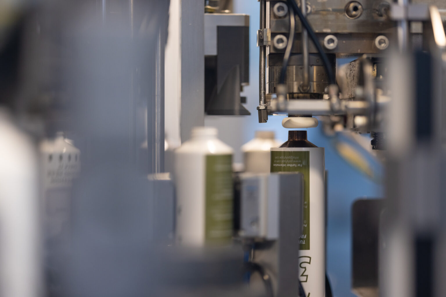 Extruded tube manufacturing - Polytype