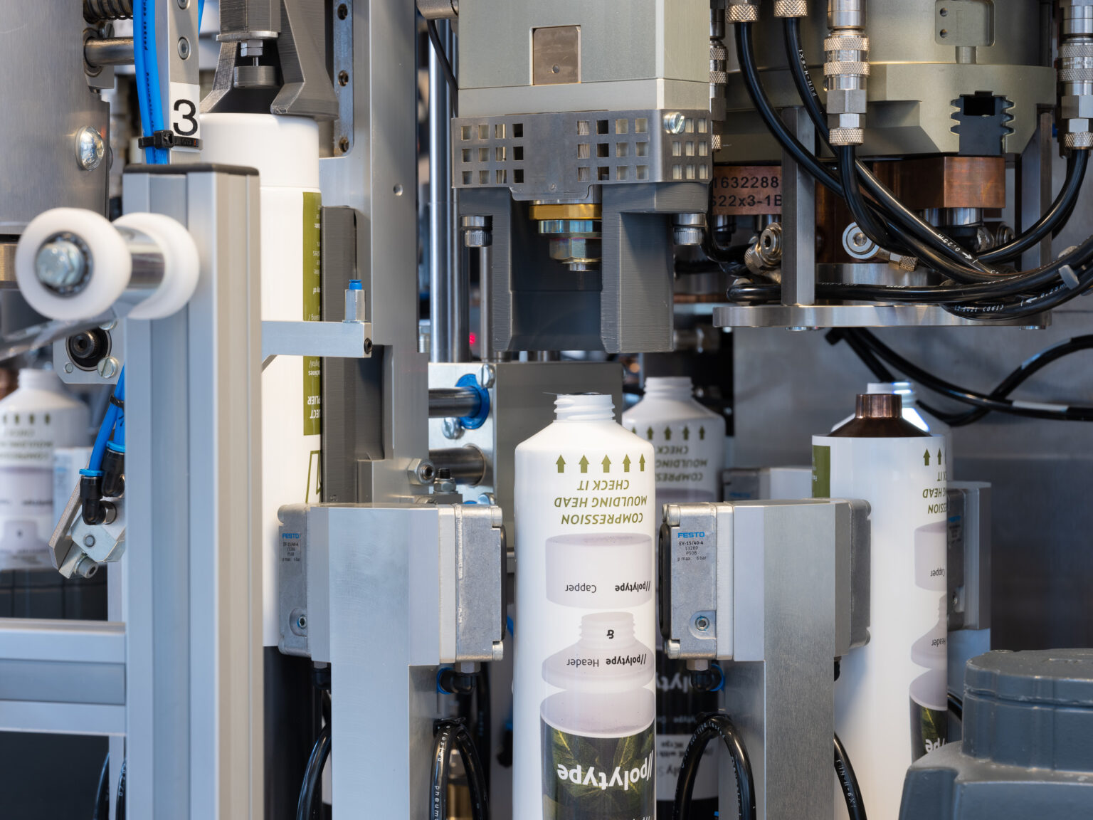 Extruded tube manufacturing - Polytype